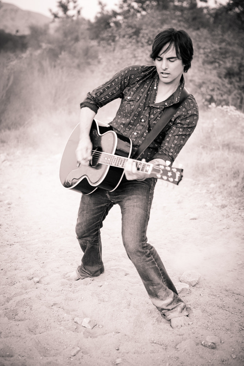 Keni Thomas - Singer/Songwriter | MARIO BARBERIO PHOTOGRAPHY